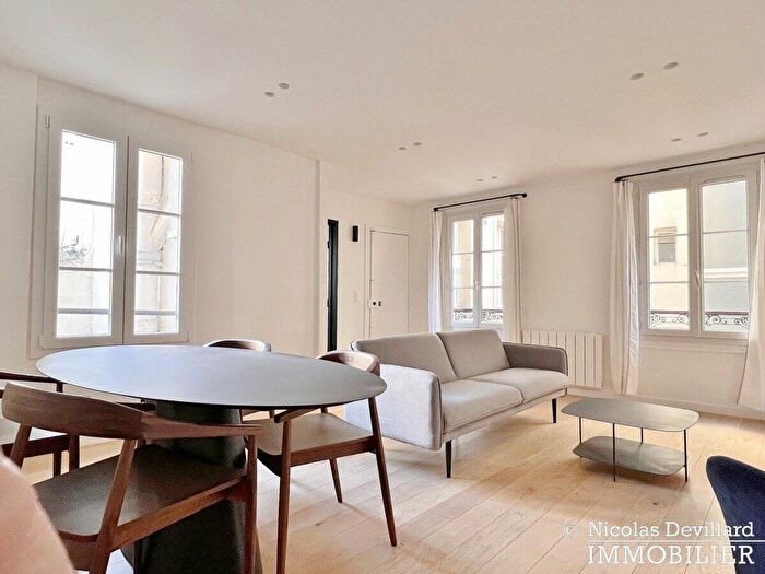 Appartement à louer - Hoche-Friedland, Paris ème arrondissement - 2 pièces - 1 chambre