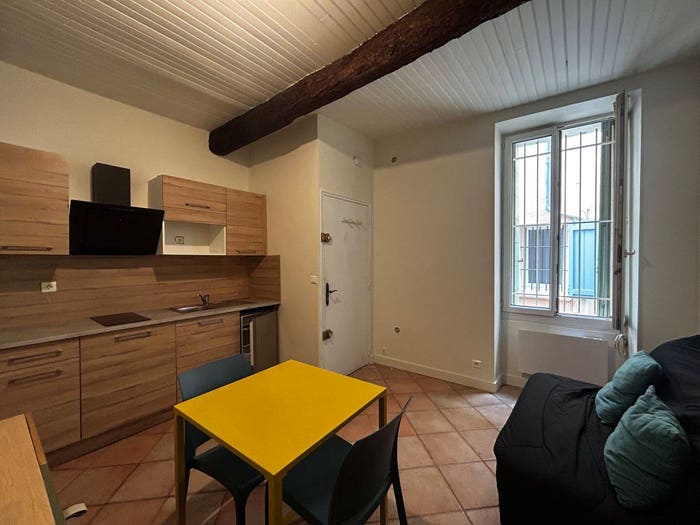 Meyrargues : Appartement 1 pièce à louer