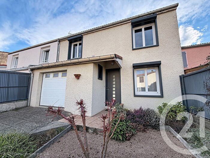 Maison à vendre - Saint-Girons - 4 pièces - 3 chambres