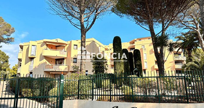 Appartement à vendre - Saint-Raphaël, Santa-Lucia - 2 pièces - 1 chambre