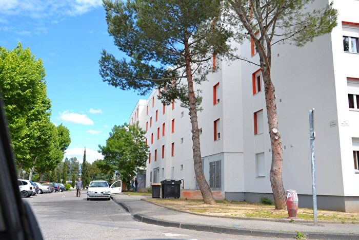 Dr Ayme, Cavaillon : Appartement 3 pièces à louer