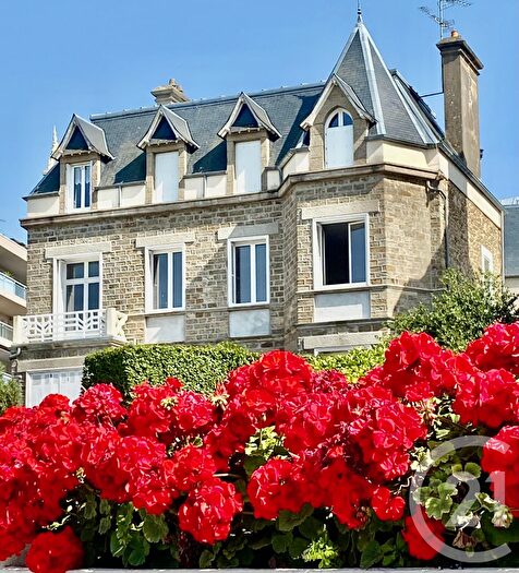 Appartement 3 pièces à vendre - Dinard, Centre-ville, Plage de l'Ecluse, Pointe du Moulinet