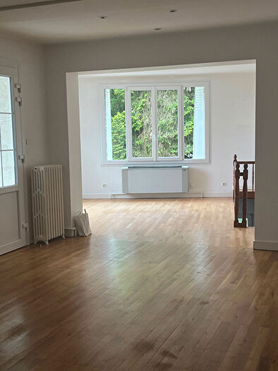 Pocé-sur-Cisse : Maison 5 pièces à louer