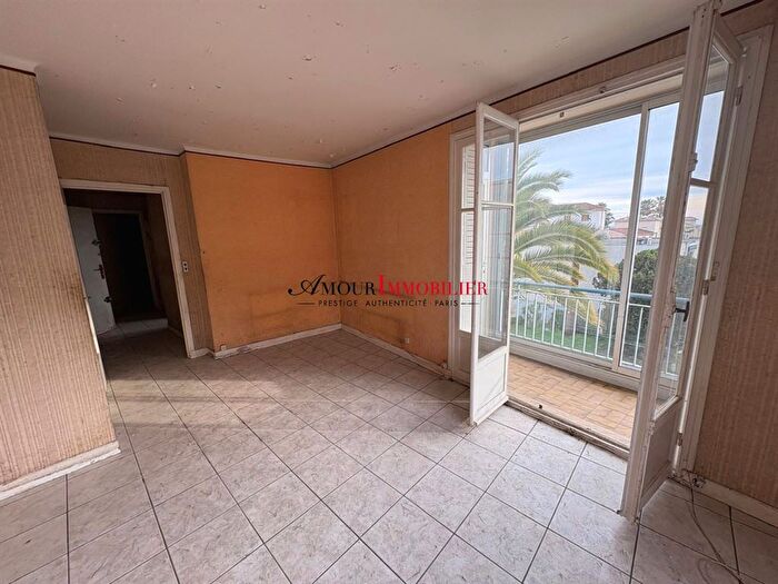 Cannes, Croix des Gardes - Appartement 2 pièces à vendre