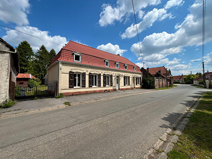 Maison 10 pièces à Le Quesnoy-en-Artois, à vendre