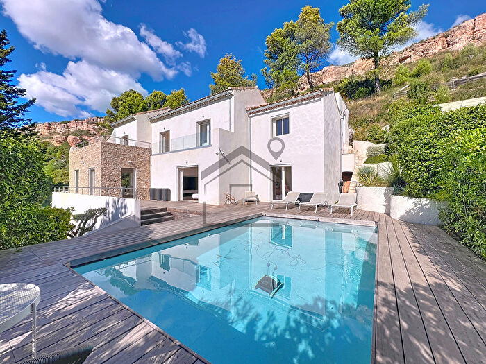 Maison 6 pièces à vendre - Vitrolles, Centre-ville, Roucas, Les Pins, Le Liourat
