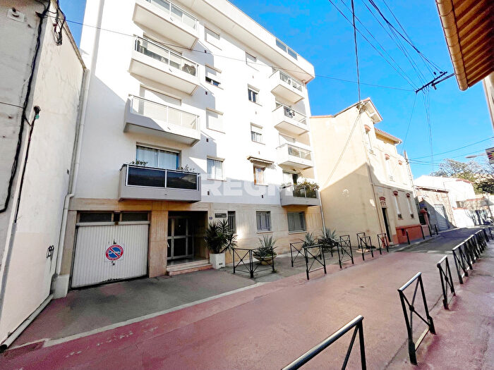 Appartement à vendre - Perpignan, La Gare - 4 pièces - 3 chambres