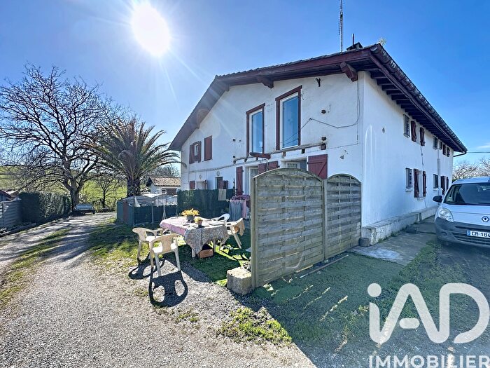 Appartement à vendre - Saint-Pée-sur-Nivelle - 3 pièces - 2 chambres