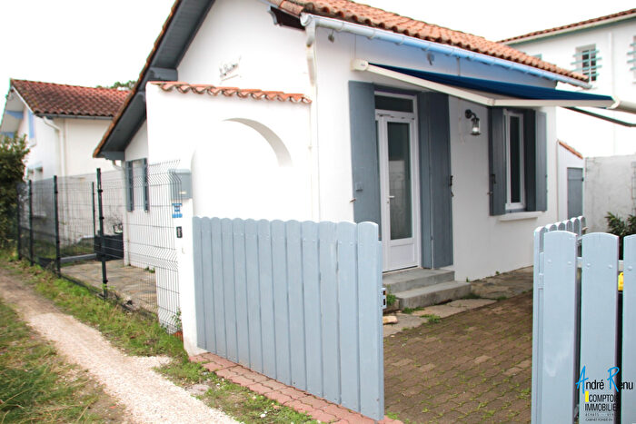 Maison à vendre - Saint-Georges-de-Didonne, Vallières - 3 pièces - 2 chambres