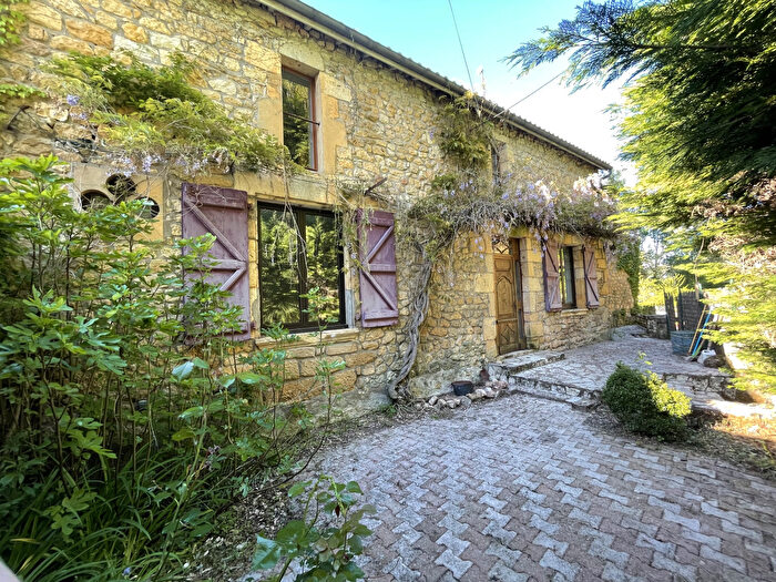 Maison à vendre - Domme - 8 pièces - 5 chambres