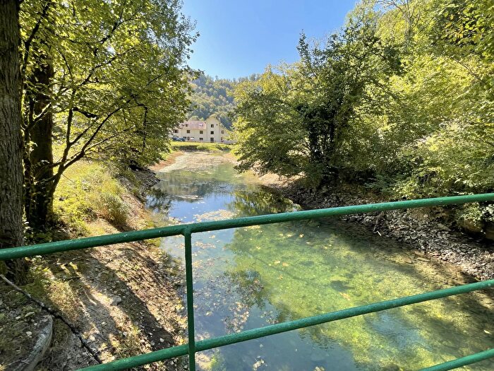 Maison à vendre - Besançon - 16 pièces - 12 chambres