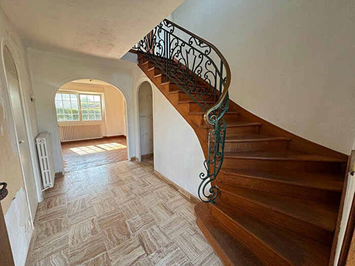 Maison à vendre - Landivisiau - 6 pièces - 3 chambres