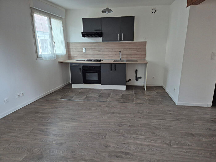 Pont-Sainte-Maxence, Sarron - Appartement 2 pièces à louer