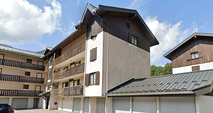 Appartement à vendre - Thônes - 2 pièces - 1 chambre