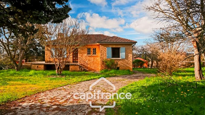 Maison à vendre - Siorac-en-Périgord - 4 pièces - 3 chambres