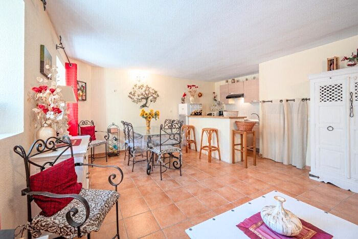 Maison à vendre - Aramon - 4 pièces - 3 chambres