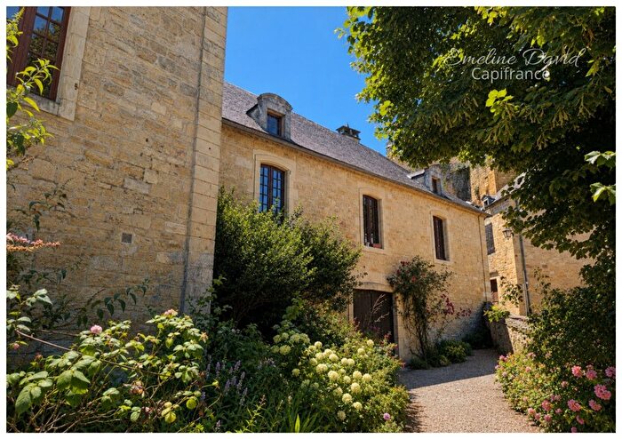 Salignac-Eyvigues - Maison 6 pièces à vendre
