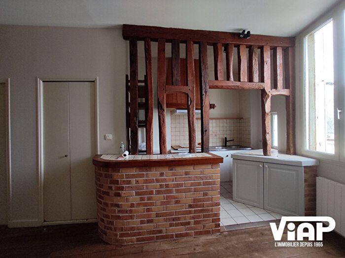 Appartement à louer - Limoges, Centre-ville, Hôtel de Ville, Emailleurs - 2 pièces - 1 chambre