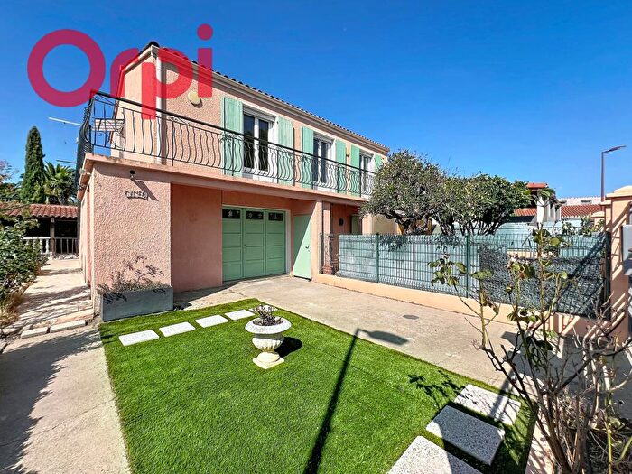 Maison 5 pièces à vendre à Pia