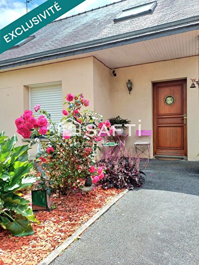 Maison 8 pièces à vendre à Saint-Aubin-du-Cormier