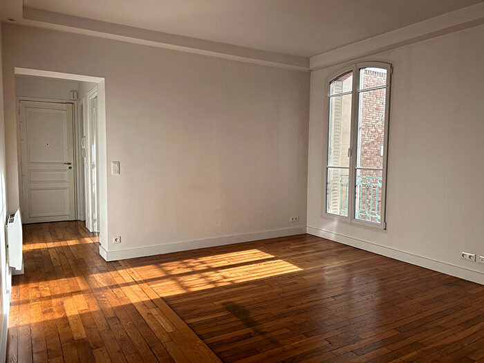 Appartement à louer - Courbevoie, Faubourg de lArche - 2 pièces - 1 chambre