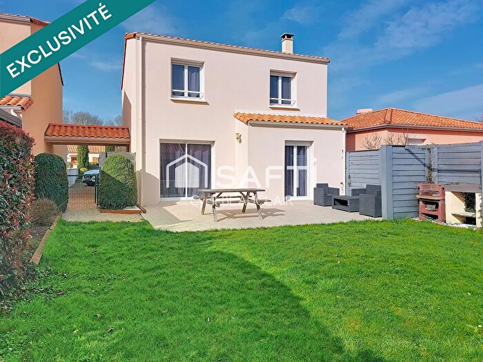 Maison à vendre - Sainte-Pazanne - 4 pièces - 3 chambres