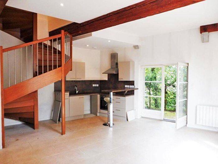 Appartement à louer - Saint Rambert, Lyon ème arrondissement - 4 pièces - 3 chambres