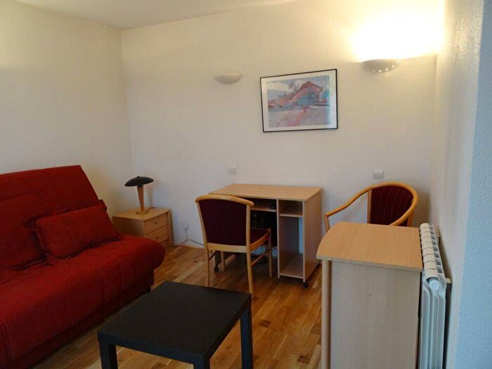 République-Gare-Porte de Paris, Saint-Denis - Appartement 1 pièce à louer