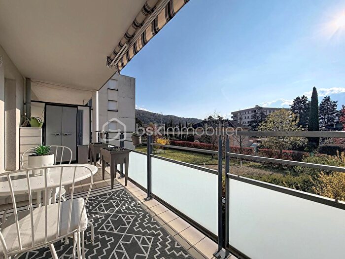 Appartement à vendre - Échirolles, Centre-ville - 3 pièces - 2 chambres