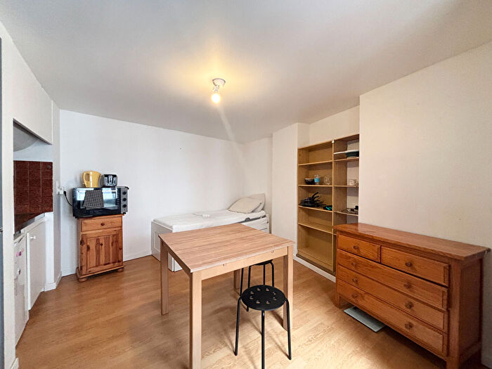 Toulouse, Saint-Georges : Appartement 1 pièce à louer