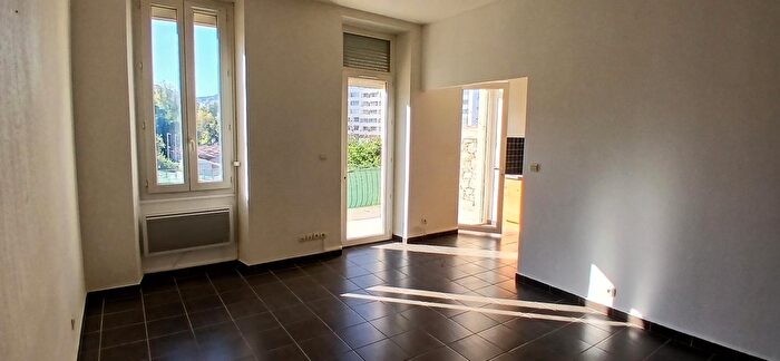 Appartement à louer - Marseille e , La Pomme - 2 pièces - 1 chambre