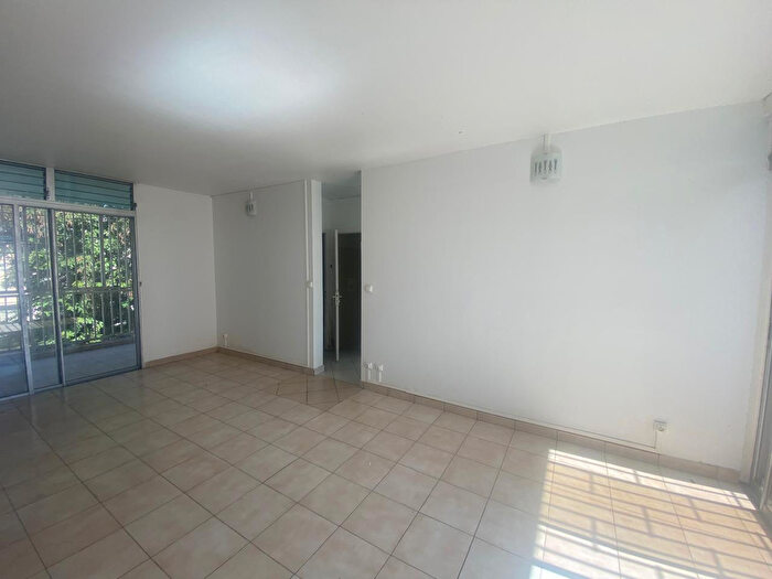 Appartement à vendre - Les Abymes - 3 pièces - 2 chambres