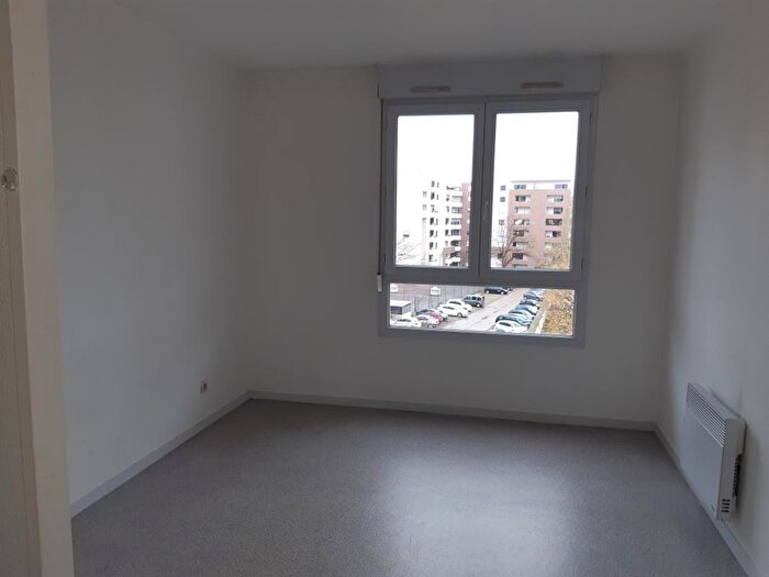 Appartement 1 pièce à Lyon 8ème, Bachut, Transvaal, à louer
