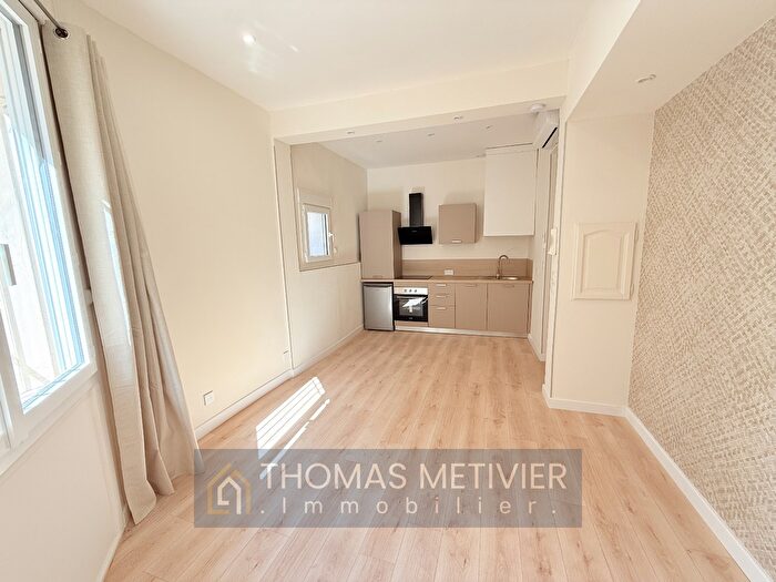 Appartement à vendre - Béziers, Champ de Mars - 2 pièces - 1 chambre