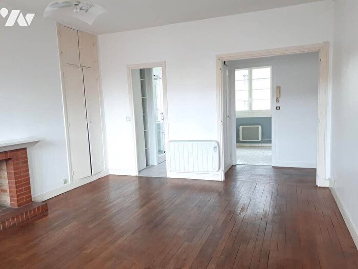 Appartement à louer - Lisieux - 2 pièces - 1 chambre