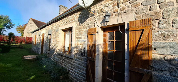 Saint-Sauveur-de-Carrouges : Maison 6 pièces à vendre