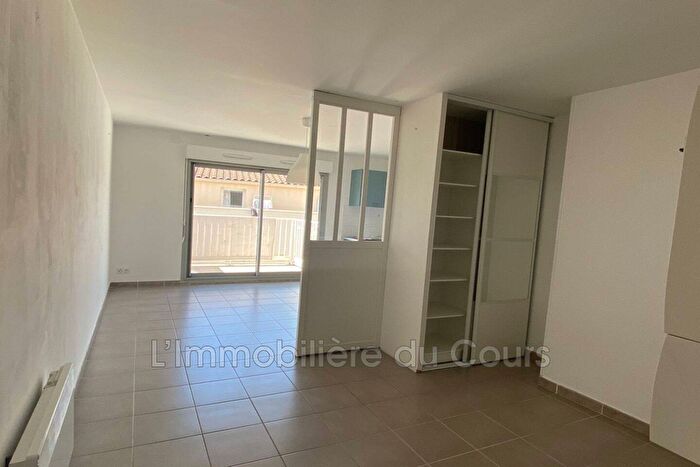 Jonquieres Centre, Martigues : Appartement 1 pièce à louer