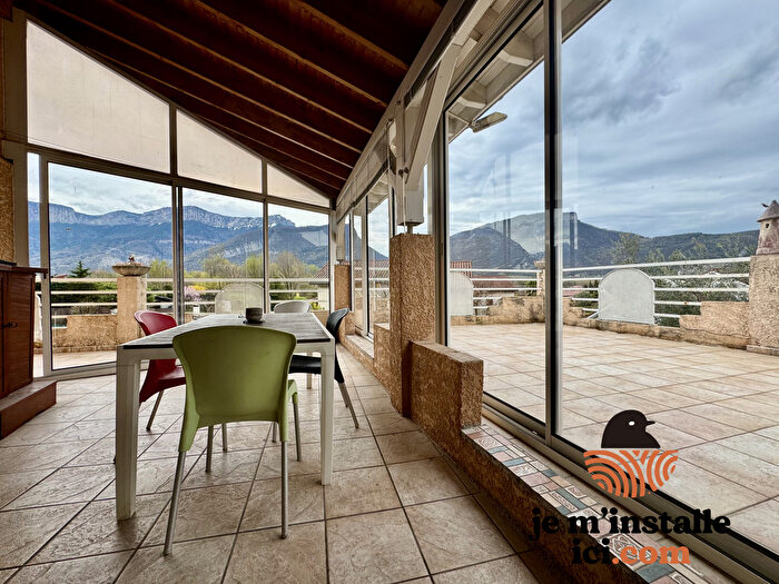 Maison à vendre - Voreppe - 5 pièces - 3 chambres