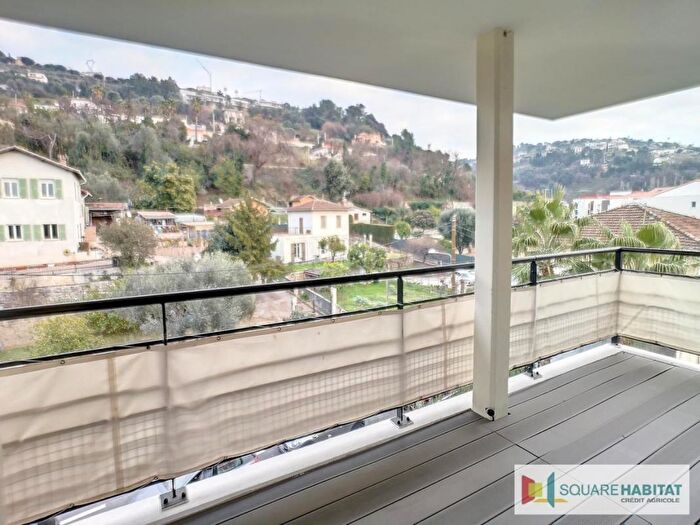 Appartement à louer - Nice, Saint-Isidore - 3 pièces - 2 chambres