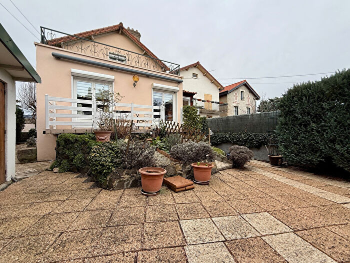 Maison à vendre - Clermont-Ferrand, Saint-Jacques - 7 pièces - 3 chambres