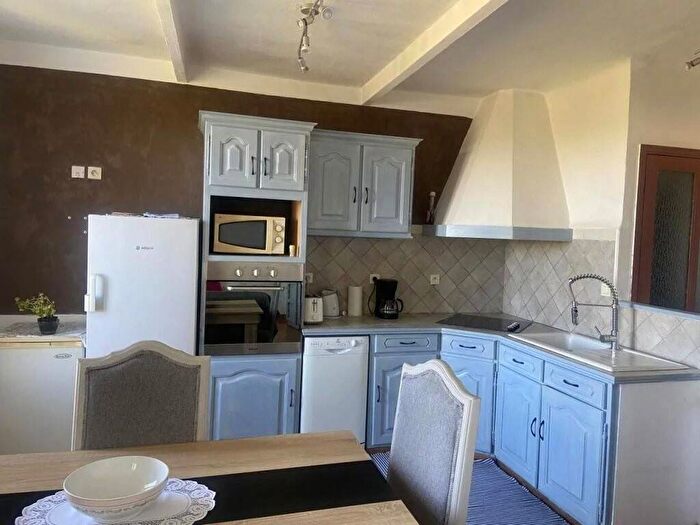 Appartement à louer - Rians - 3 pièces