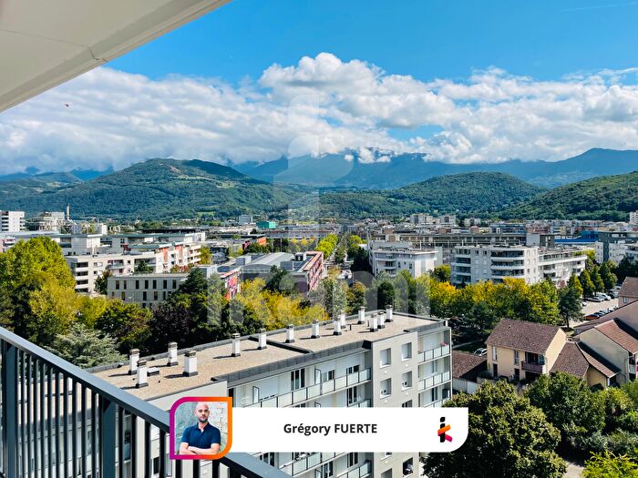 Appartement à vendre - Échirolles, Centre-ville - 3 pièces - 2 chambres