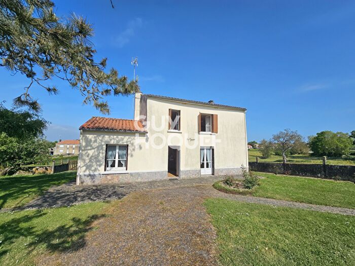 Maison 4 pièces à vendre - Saint-Cyr-des-Gâts