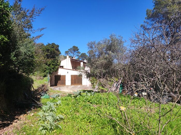 Maison à vendre - Lorgues - 7 pièces - 4 chambres