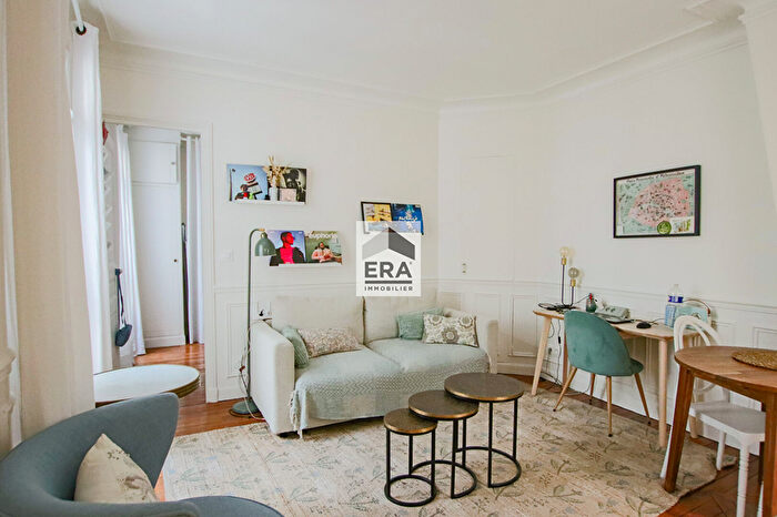 Appartement à vendre - Paris e , Passy, Maison de la Radio, Muette-Sud - 2 pièces - 1 chambre