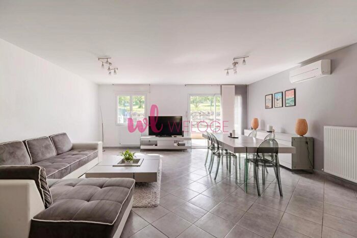 Maison 5 pièces à Genas, à vendre