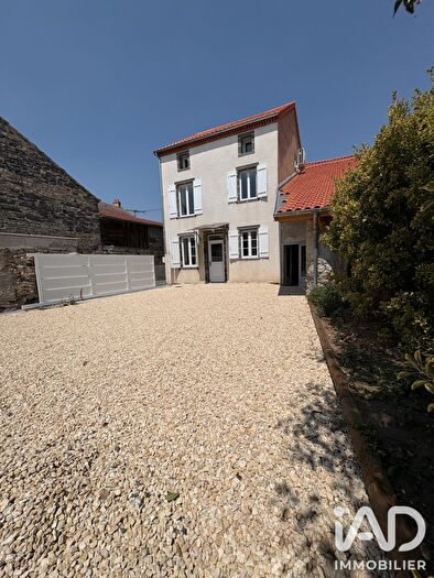 Maison 5 pièces à vendre à Le Cheix