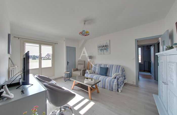 Appartement à vendre - Auxerre, Centre-ville - 4 pièces - 3 chambres