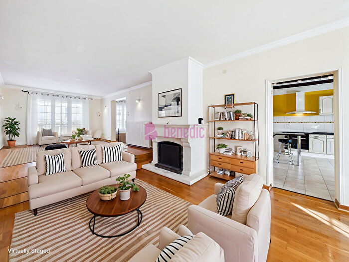 Maison à vendre - Montois-la-Montagne - 6 pièces - 4 chambres