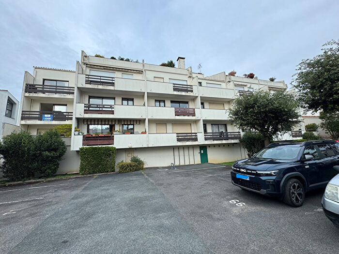 Appartement à vendre - La Rochelle, Centre-ville, Vieux-port, Marché - 3 pièces - 2 chambres